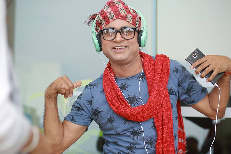 A K M Hasan Bio, Facts, Family, Photos and Carrier | Fact Sider